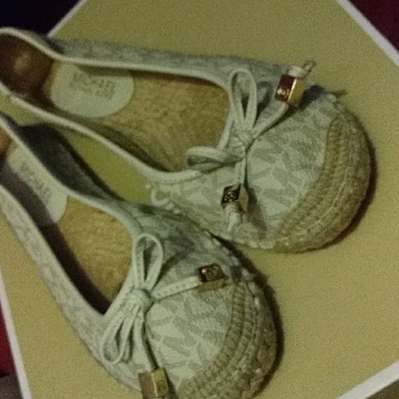 Michael Kors | Shoes | Mk Slippers | Poshmark